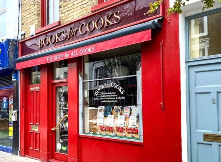 Books for cooks, o librărie unică la Londra, care vinde doar cărți de ...